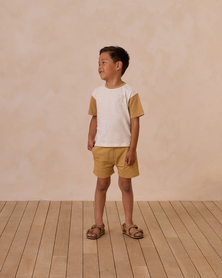 Rylee & Cru 2025 Sam Short || Marigold – Paddington Station